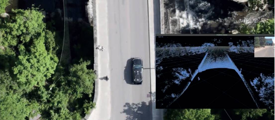 Learning to detect mobile objects from lidar scans without labels